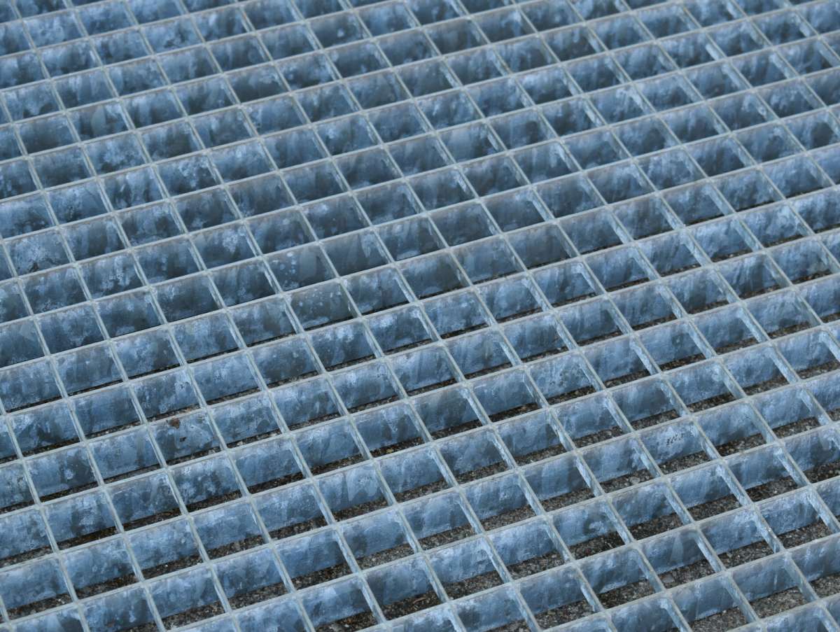 32x Stahlgitter verzinkt 1025 x 900 x 30 mm (BxTxH) Gitterrost ...