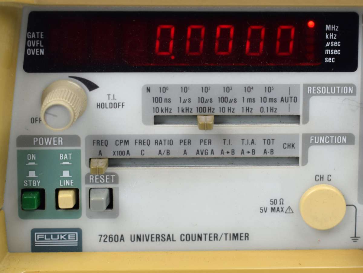 Fluke Universal Counter / Timer 7260A 125 MHz | Ackrutat Shop