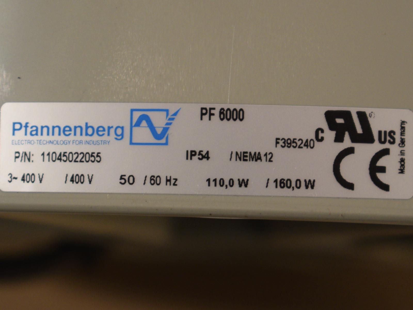 Pfannenberg Filterlüfter PF 6000 Lüftungsgitter Gitter Lüftung 400 V IP 54