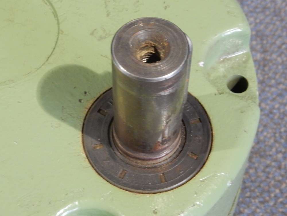 Lenze 12.425.18.1.0 Aufsteckgetriebe i14 Förderband | Ackrutat Shop