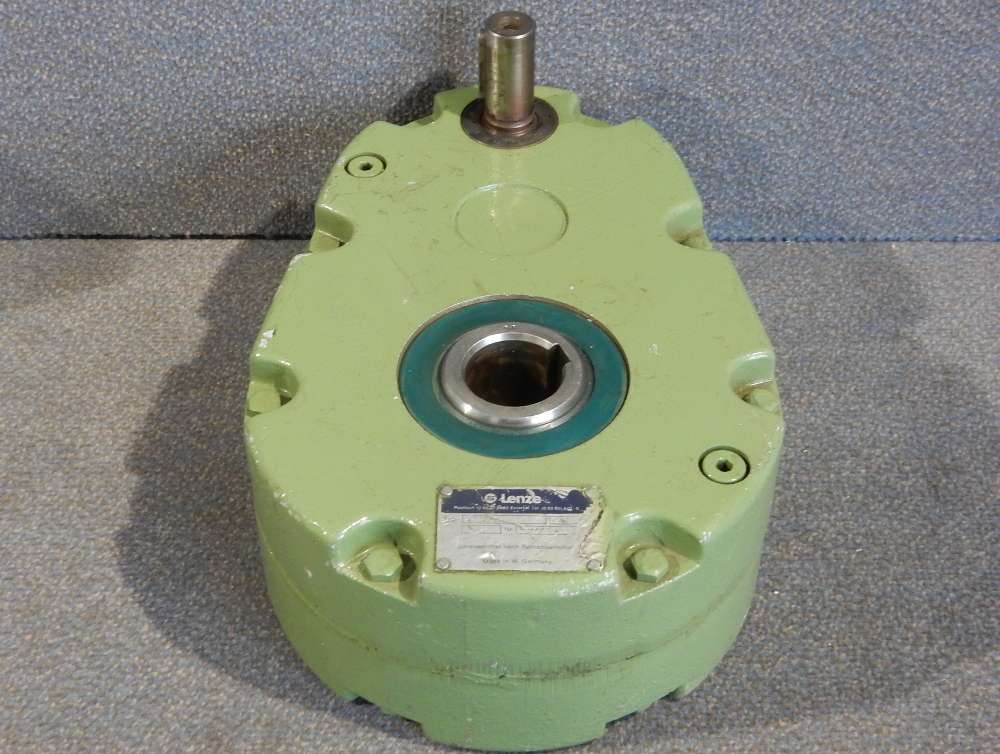 Lenze 12.425.18.1.0 Aufsteckgetriebe i14 Förderband | Ackrutat Shop