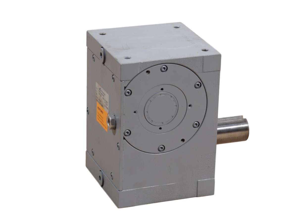 ZZ Antriebe Winkelgetriebe X079-1083-007 Schrittgetriebe i=3/120° Getriebe
